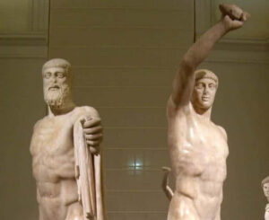 Top 12 Most Beautiful Ancient Greek Sculptures | Earthology365 | Page 3