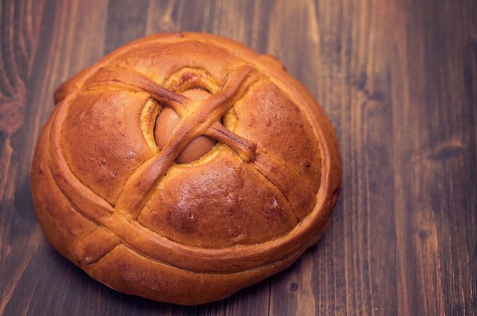 11 Fascinating Easter Foods around the World | Earthology365 | Page 9