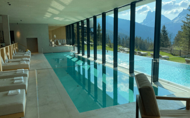 Top 7 Hotels with Stunning Infinity Pools in the Italian Alps ...