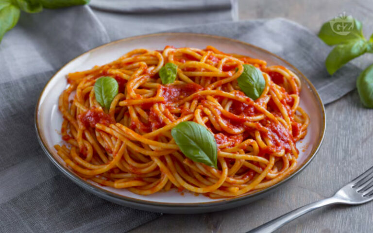 5 Iconic Italian Dishes Made with Tomatoes | Earthology365