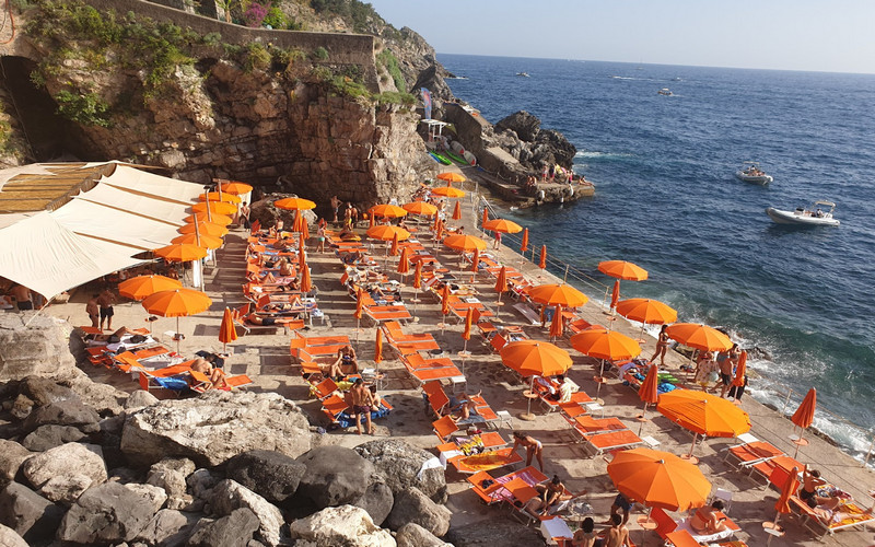 Top 10 Ultra-Luxury Beach Clubs in the Mediterranean You Must ...